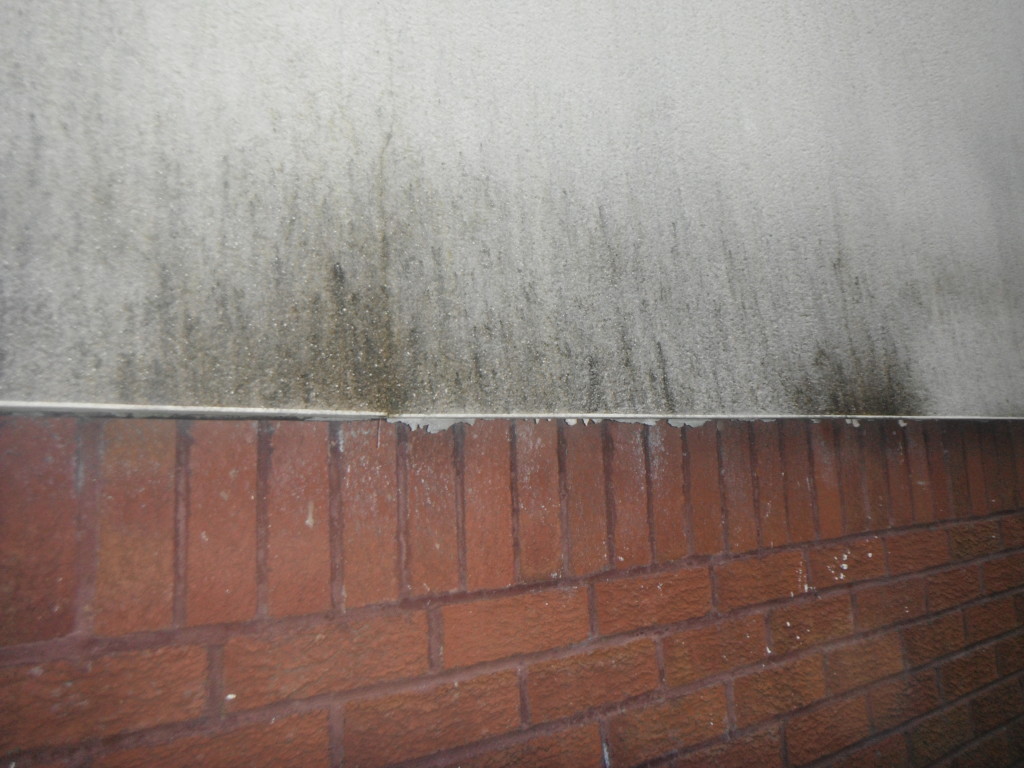 Specialist Cleaning of K-rend Render www.cleaning-service.uk.com