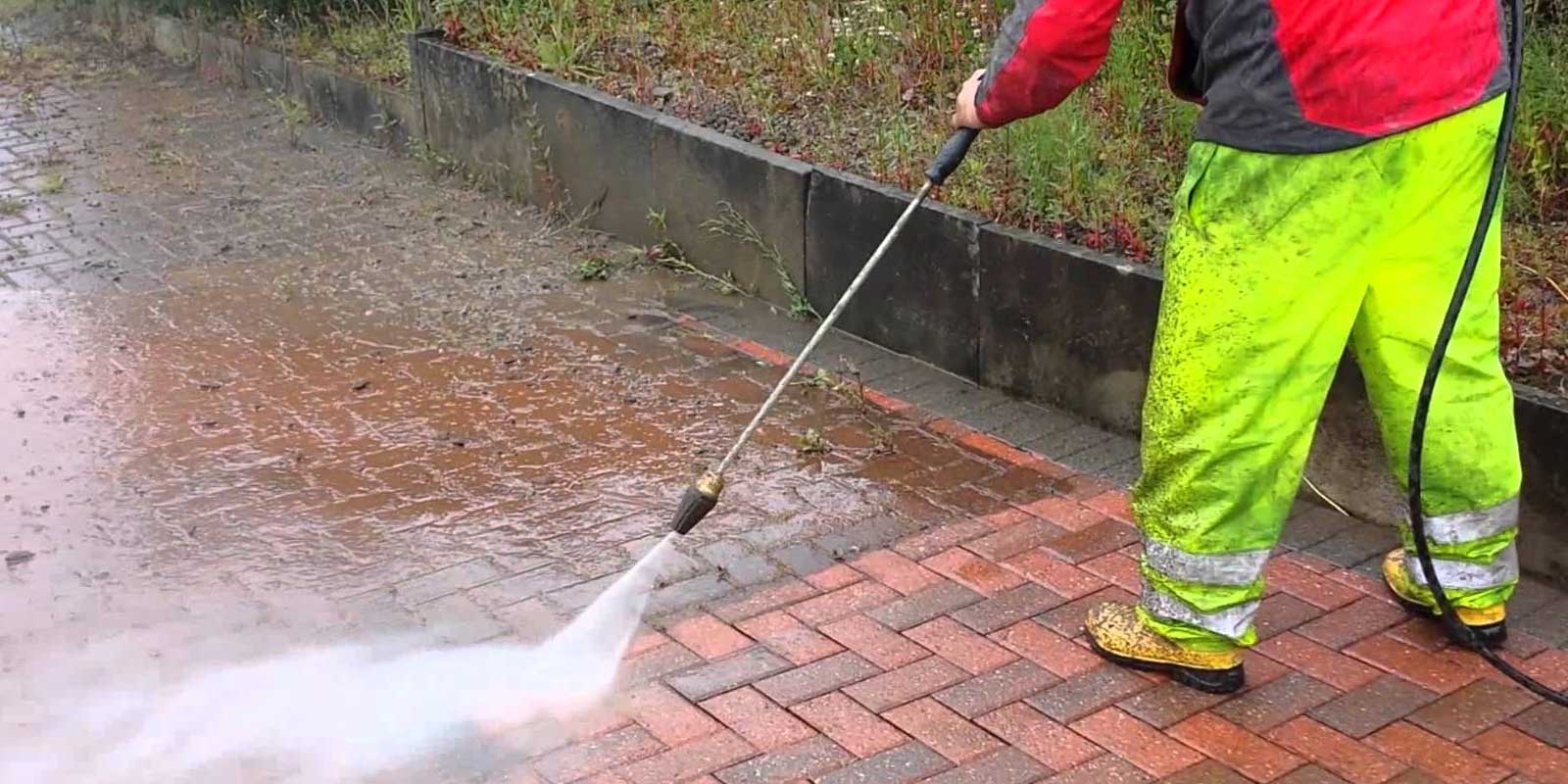 Jet Washing Cleaning Frodsham for Deck and Patio Cleaning